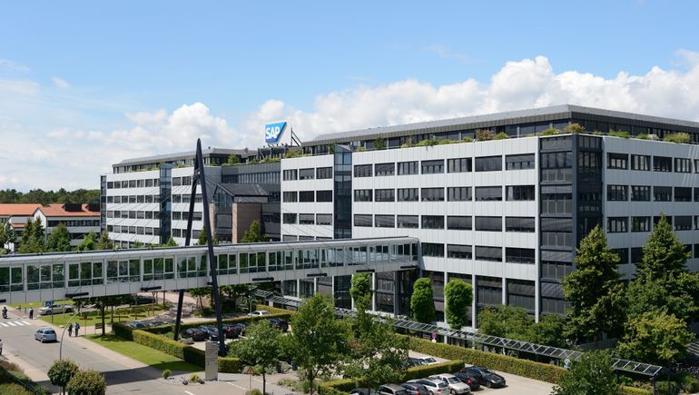 Tiffany Wallace Commings, MBA on LinkedIn: Salesforce, SAP aim for ... Tiffany Wallace Commings, MBA on LinkedIn: Salesforce, SAP aim for ...