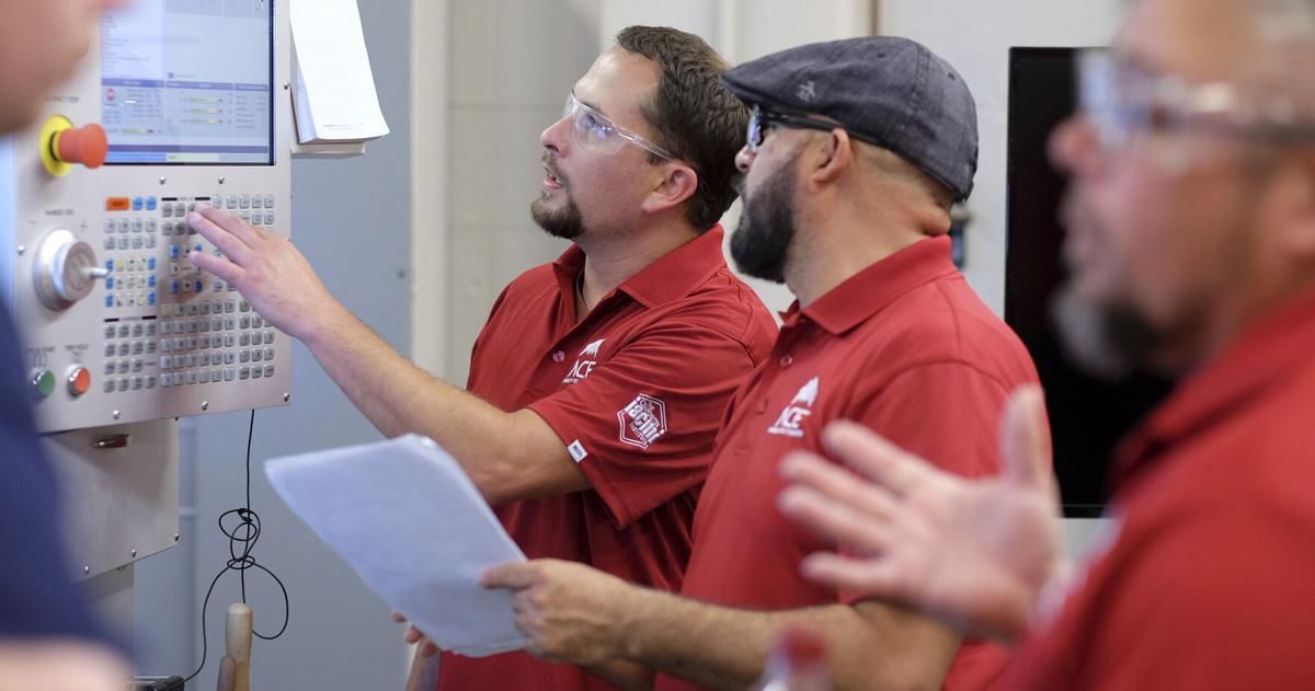 Dave Lavender on LinkedIn: Marshall Advanced Manufacturing Center ... Dave Lavender on LinkedIn: Marshall Advanced Manufacturing Center ...