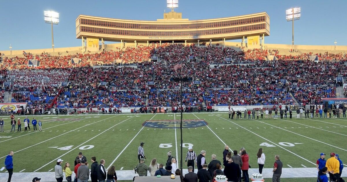 FedEx Founder Fred Smith Pledges $50 Million to Renovate Athletics ... FedEx Founder Fred Smith Pledges $50 Million to Renovate Athletics ...