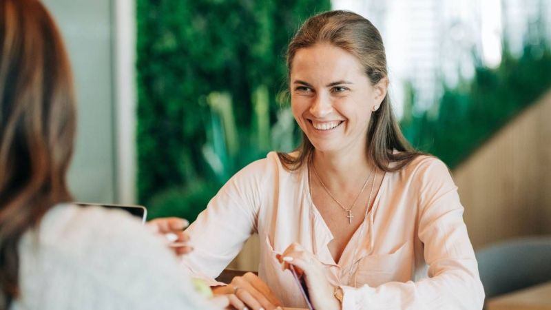 Dana Clinton on LinkedIn: 6 Easy Ways to Make Small Talk Dana Clinton on LinkedIn: 6 Easy Ways to Make Small Talk