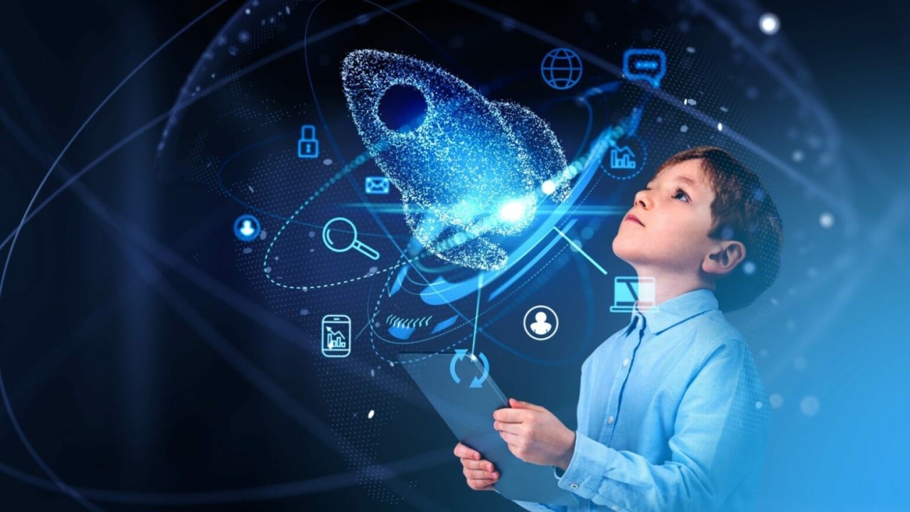 The Role of Technology in Transforming Education The Role of Technology in Transforming Education