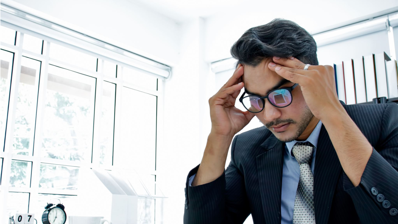 Identifying and Surviving a Bad Boss Identifying and Surviving a Bad Boss