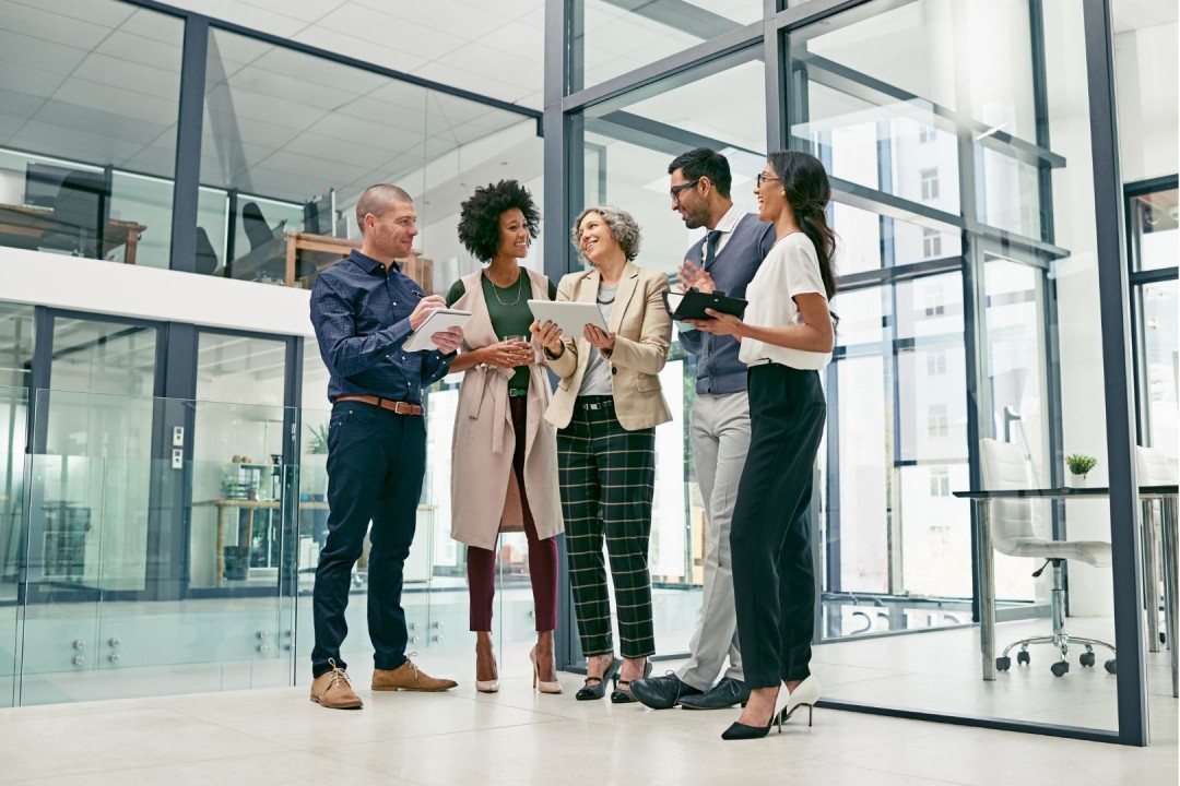 5 Strategies for Strong Workplace Bonds: Unlocking Potential 5 Strategies for Strong Workplace Bonds: Unlocking Potential