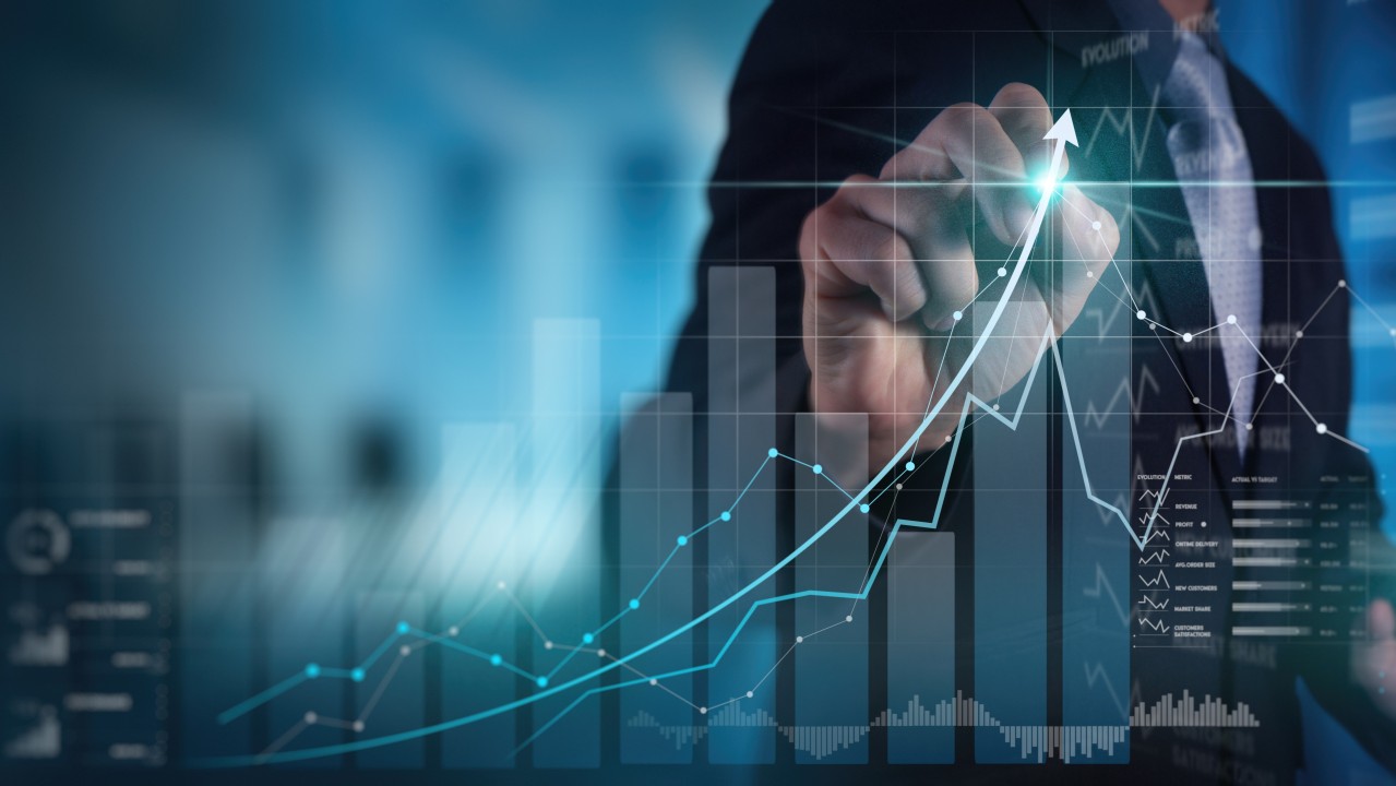Your Executive Edge: Tracking Career Wins Your Executive Edge: Tracking Career Wins