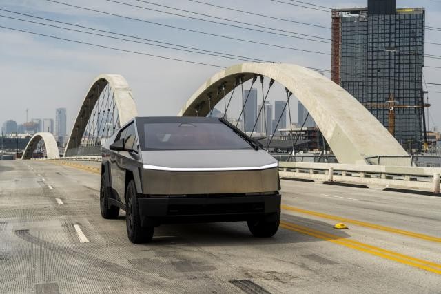 Elon Musk's Robotaxi Dreams Plunge: What It Means for Tesla and the ... Elon Musk's Robotaxi Dreams Plunge: What It Means for Tesla and the ...