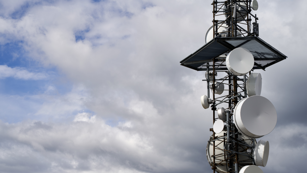 Understanding Cellular Networks for IoT Device Connectivity Understanding Cellular Networks for IoT Device Connectivity