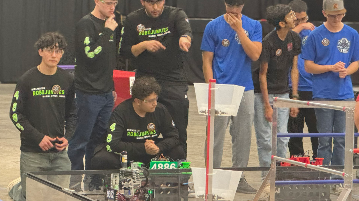 MISD robotics teams advance to Area competition MISD robotics teams advance to Area competition