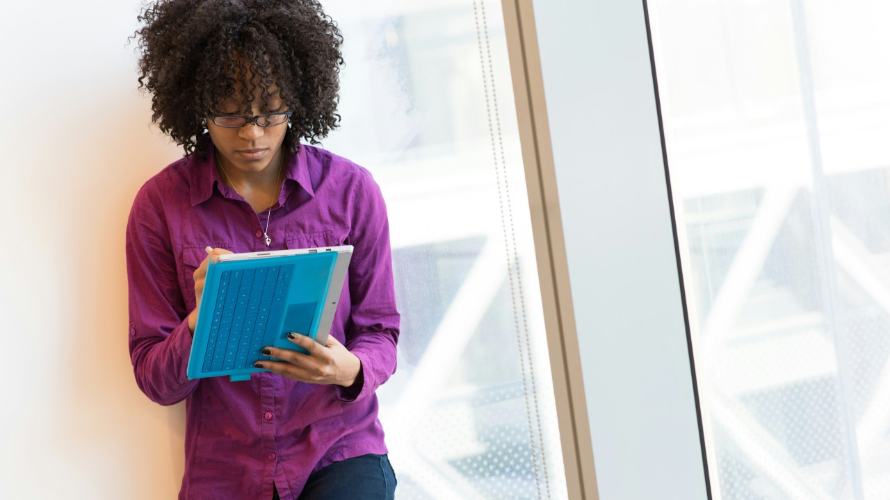 How can businesses in PNG Effectively Use LinkedIn's Latest Features to ... How can businesses in PNG Effectively Use LinkedIn's Latest Features to ...