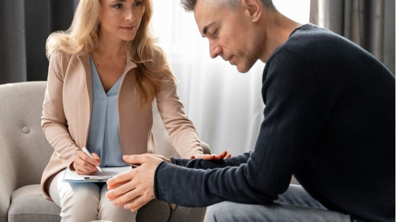 Understanding the Complexity of CPTSD: A Comprehensive Guide Understanding the Complexity of CPTSD: A Comprehensive Guide
