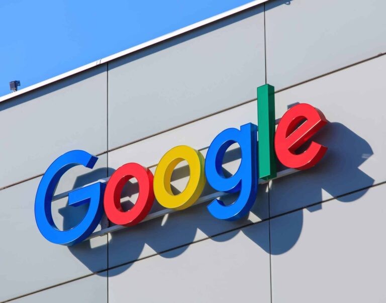 IT Minister Ashwini Vaishnaw reacts to Google's de-listing action on ... IT Minister Ashwini Vaishnaw reacts to Google's de-listing action on ...