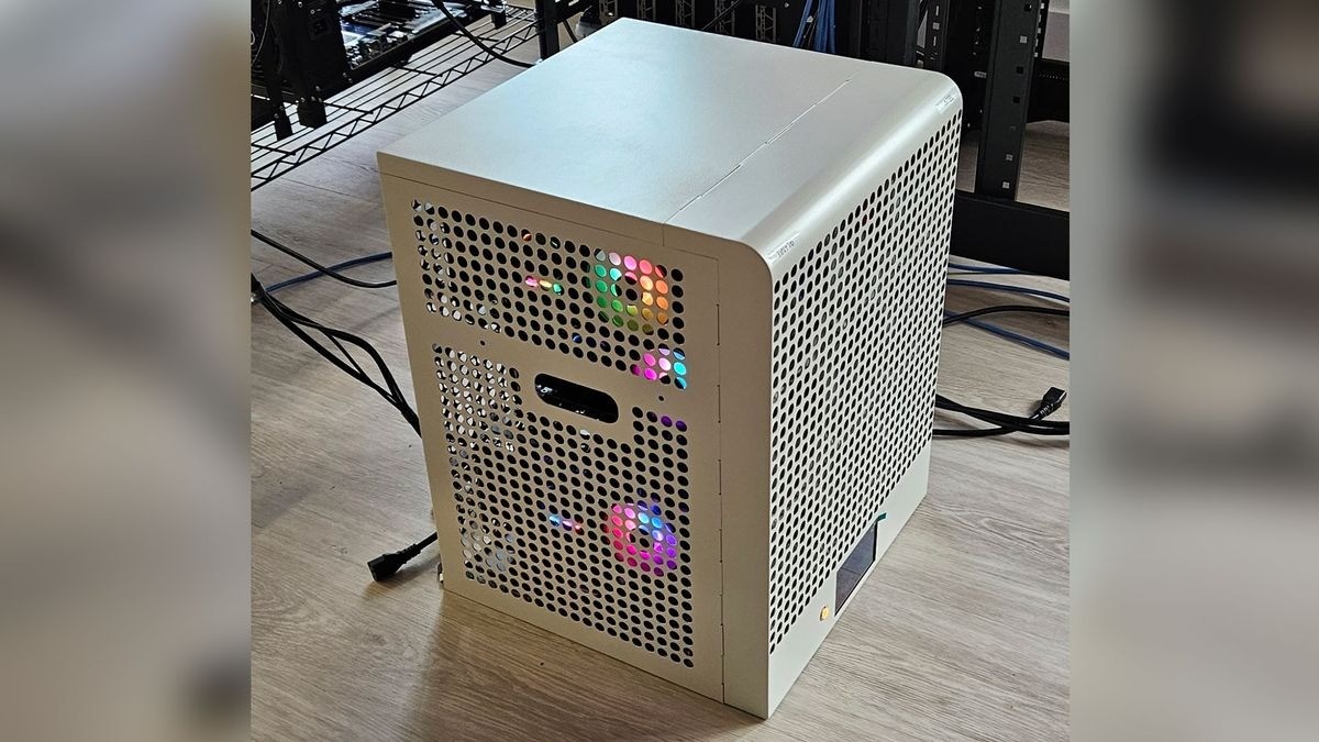 Tinybox: A Comprehensive Review of the High-Performance Deep Learning ... Tinybox: A Comprehensive Review of the High-Performance Deep Learning ...