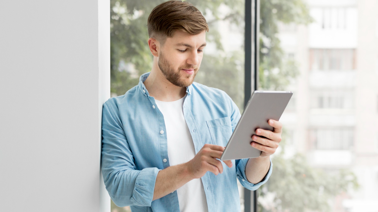 Progressive Web Apps (PWA) Progressive Web Apps (PWA)