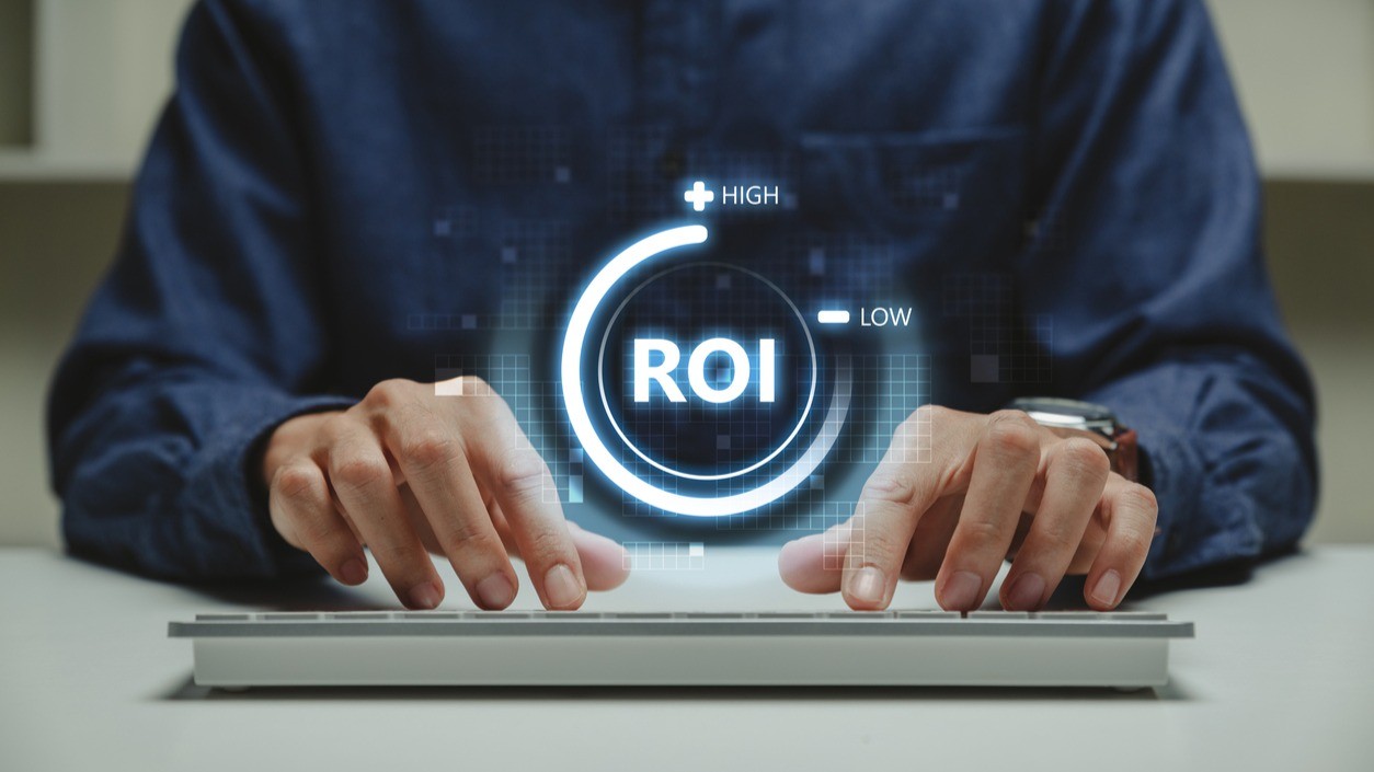 Maximizing ROI with Data-Driven Financial Marketing Strategies Maximizing ROI with Data-Driven Financial Marketing Strategies