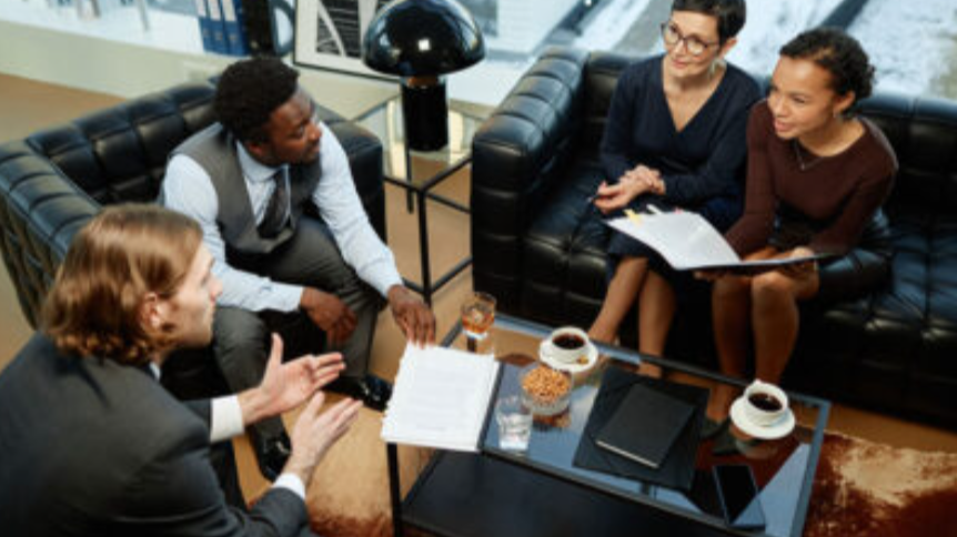 Mediation vs. Litigation: Resolving Business Disputes Mediation vs. Litigation: Resolving Business Disputes