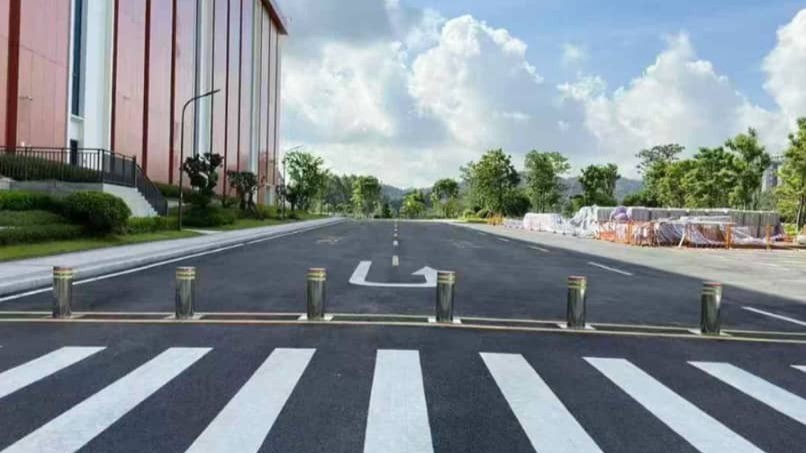 Enhancing Public Safety with FUJICA SYSTEM Automatic Hydraulic Bollards Enhancing Public Safety with FUJICA SYSTEM Automatic Hydraulic Bollards