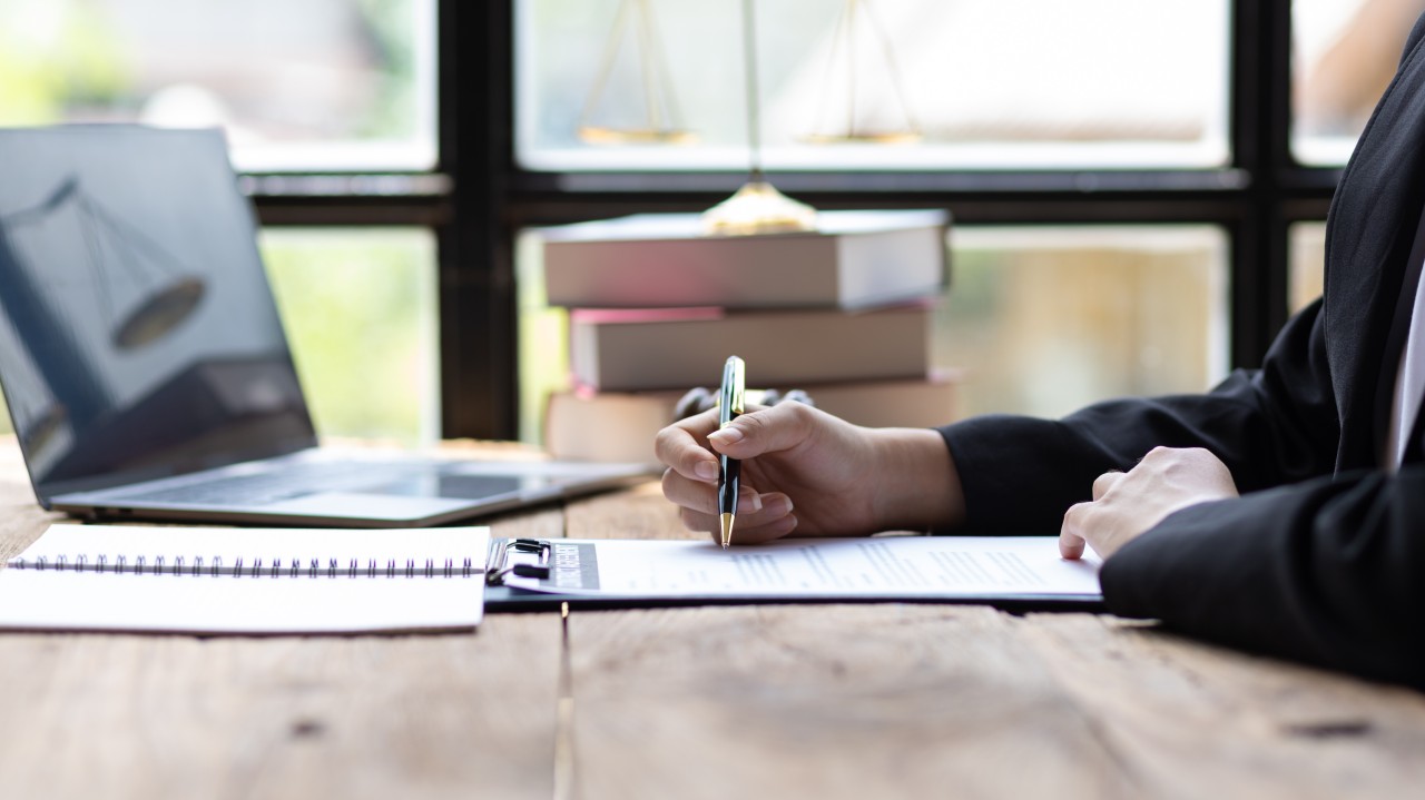 Instant access to expert legal services Instant access to expert legal services