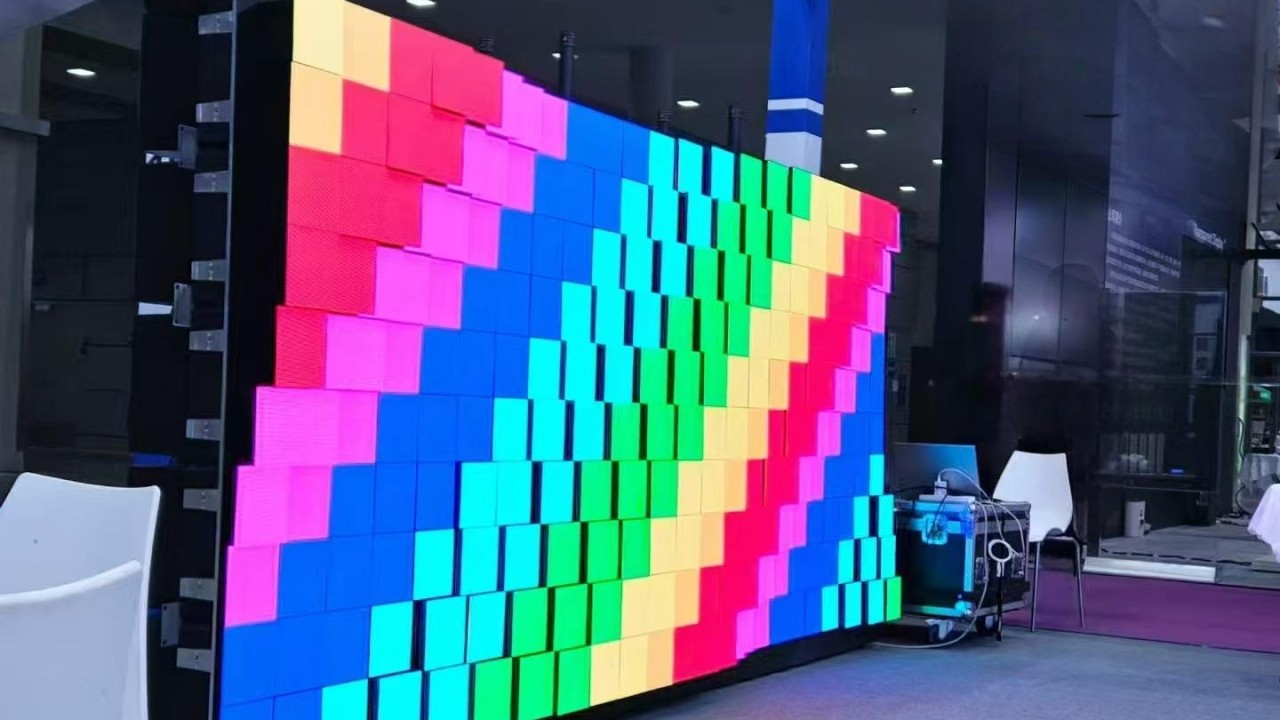Revolutionizing Visual Experiences: The Future of Dynamic Displays with ... Revolutionizing Visual Experiences: The Future of Dynamic Displays with ...