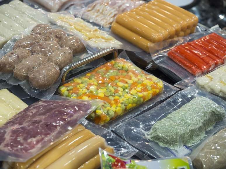 Frozen Food Market - Forecast 2023 - 2028 Frozen Food Market - Forecast 2023 - 2028