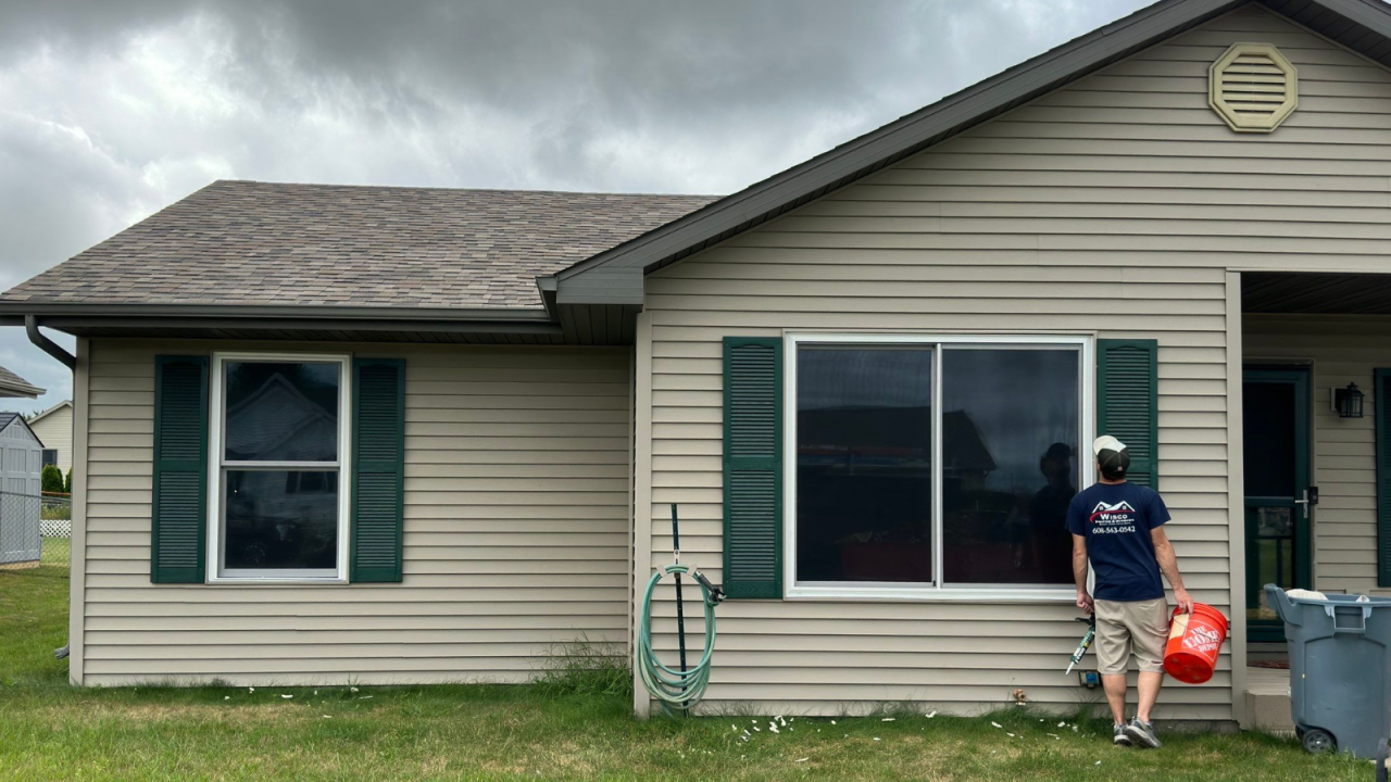 Optimizing Window Placement for Natural Ventilation in Wisconsin Homes Optimizing Window Placement for Natural Ventilation in Wisconsin Homes