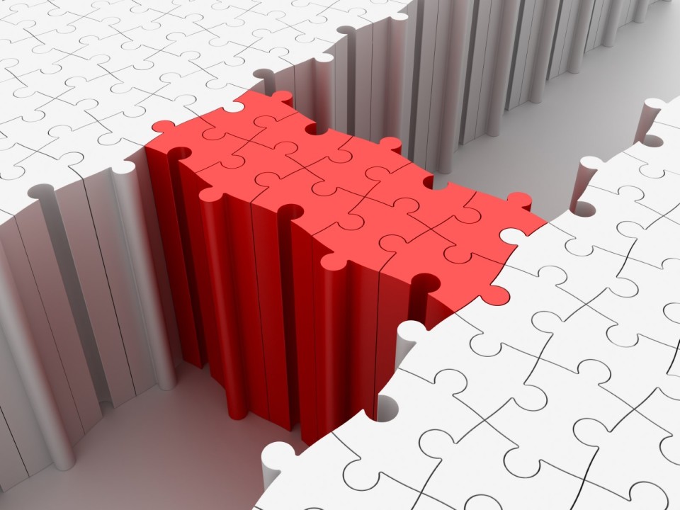 Navigating Outsourcing Challenges: How to Avoid Common Pitfalls Navigating Outsourcing Challenges: How to Avoid Common Pitfalls