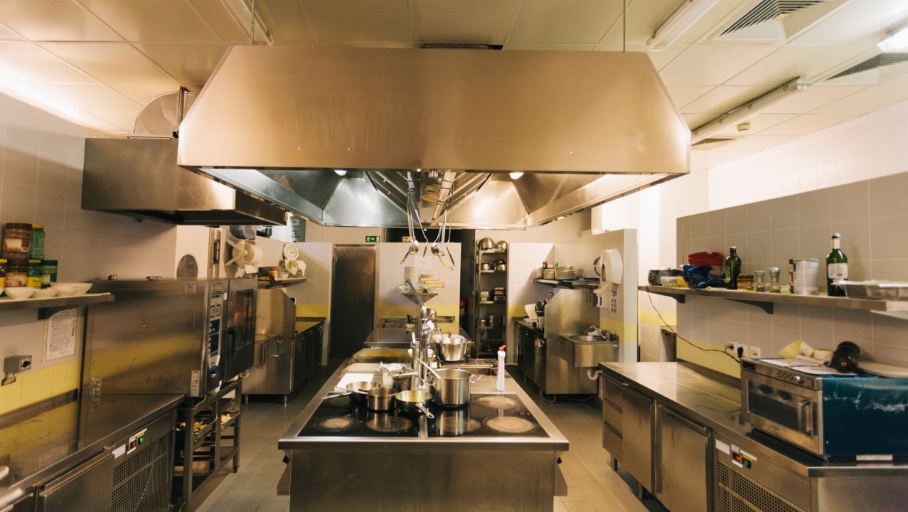 Optimizing Commercial Kitchen Design for Enhanced Productivity and ... Optimizing Commercial Kitchen Design for Enhanced Productivity and ...