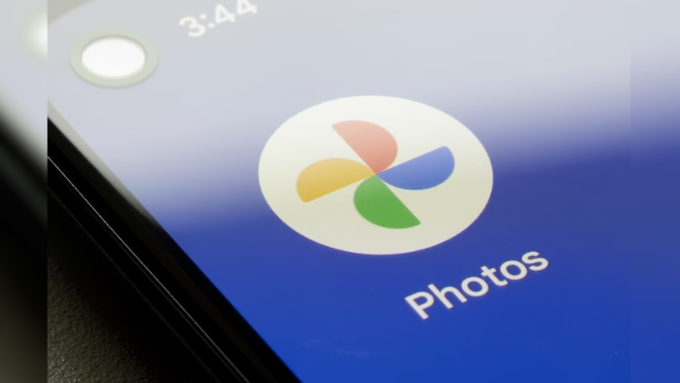 Google starts rolling out Gemini AI-powered 'Ask Photos' feature in Photos Google starts rolling out Gemini AI-powered 'Ask Photos' feature in Photos