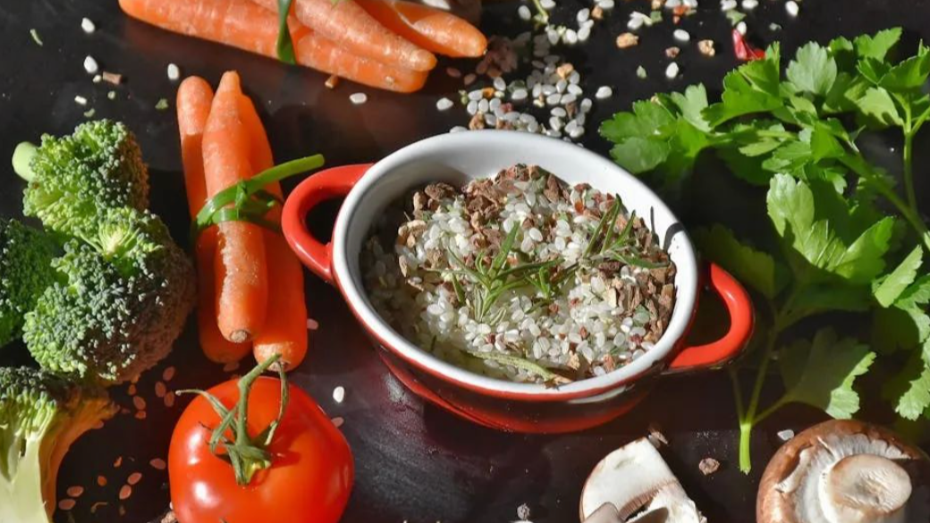Nutrition Myths Debunked: Separating Facts from Fiction Nutrition Myths Debunked: Separating Facts from Fiction