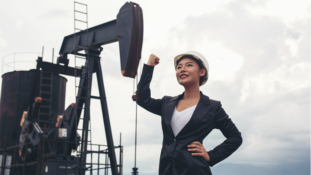 Women Leaders Revolutionizing Industries: Who’s Leading the Charge? Women Leaders Revolutionizing Industries: Who’s Leading the Charge?