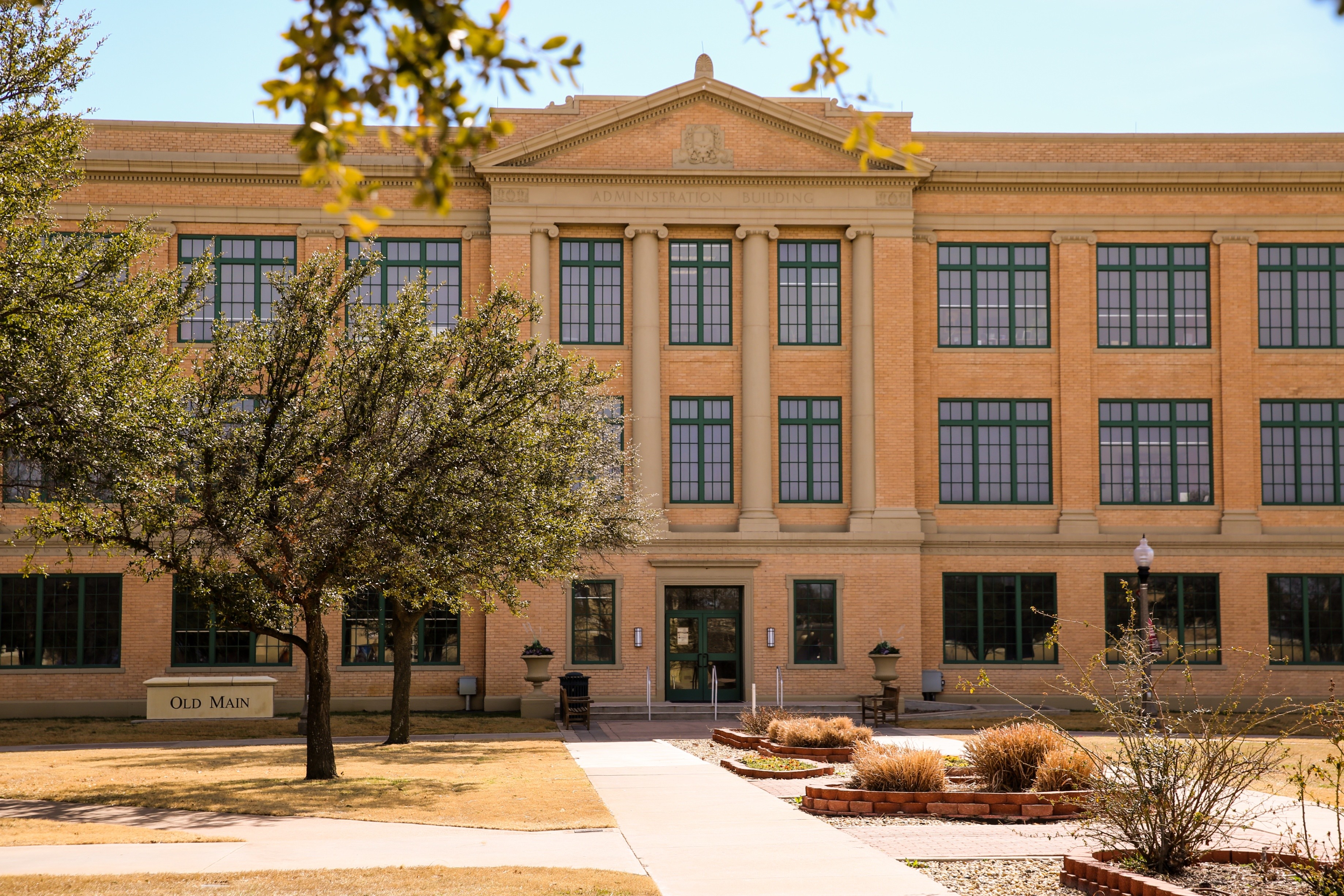 McMurry University Employees, Location, Alumni | LinkedIn McMurry University Employees, Location, Alumni | LinkedIn