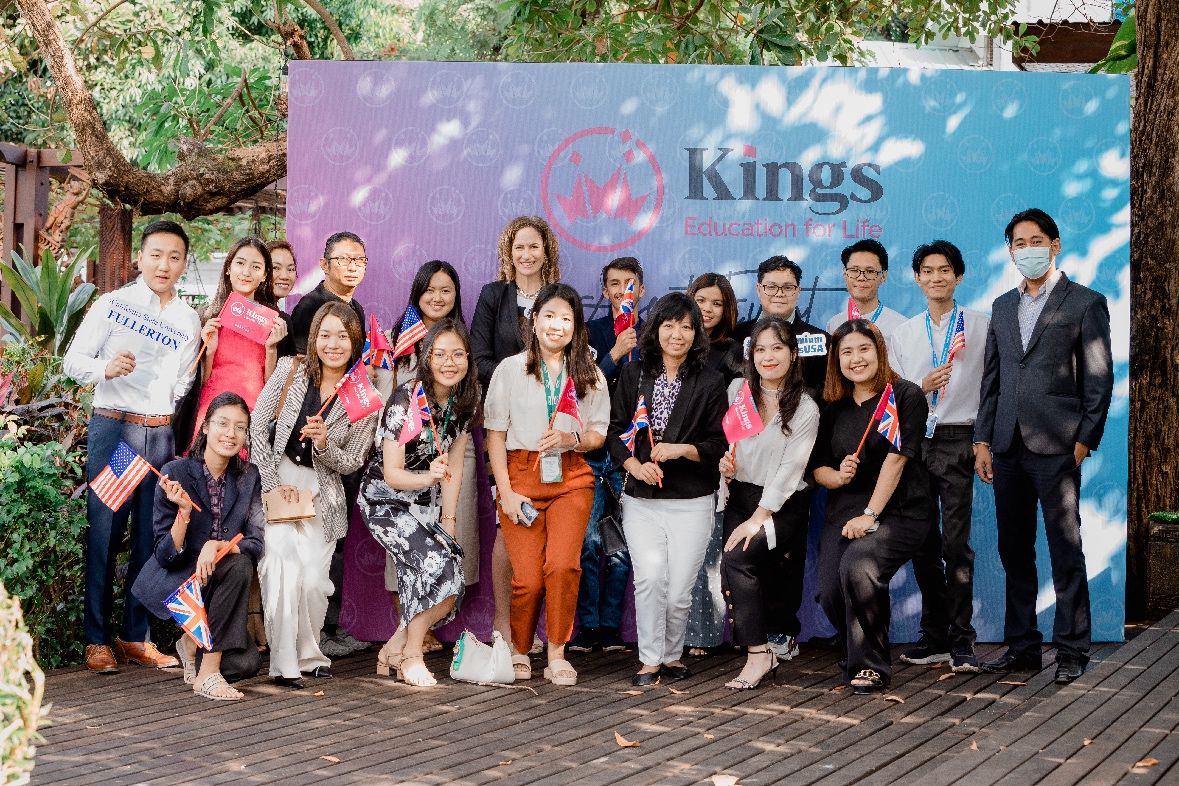Ivy Nguyen on LinkedIn: #ivyatkings #yangonagentevent Ivy Nguyen on LinkedIn: #ivyatkings #yangonagentevent