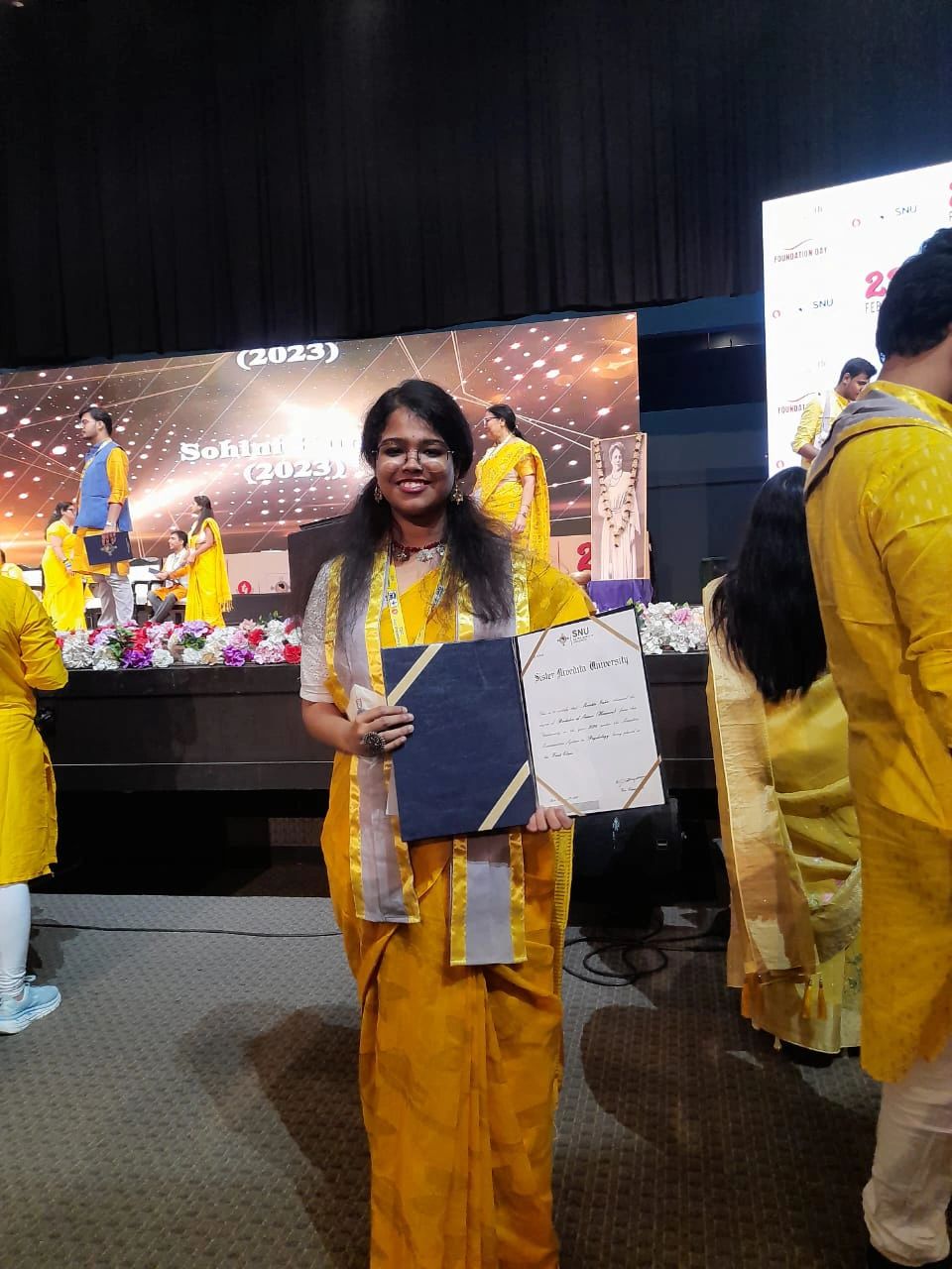 Shrishti Guha on LinkedIn: #graduationday #convocation #proudgraduate # ... Shrishti Guha on LinkedIn: #graduationday #convocation #proudgraduate # ...