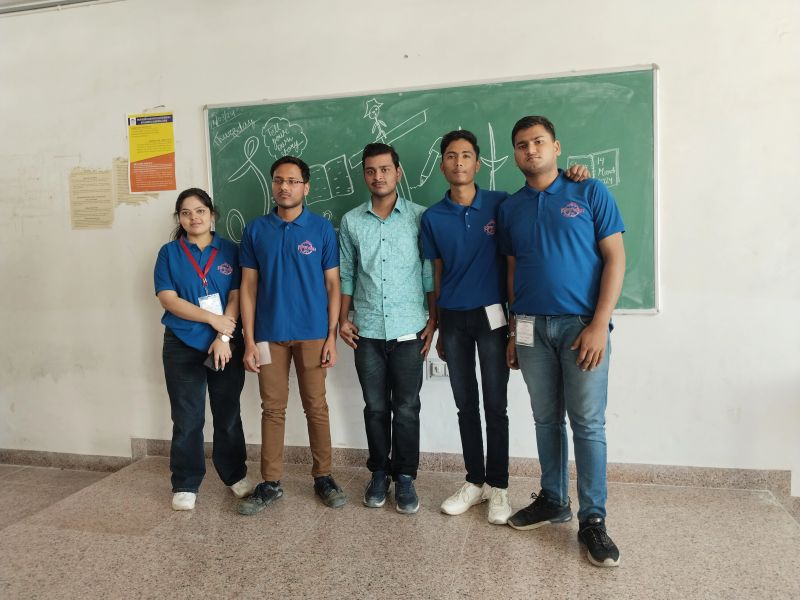 #volunteer | Hanish Singhal #volunteer | Hanish Singhal
