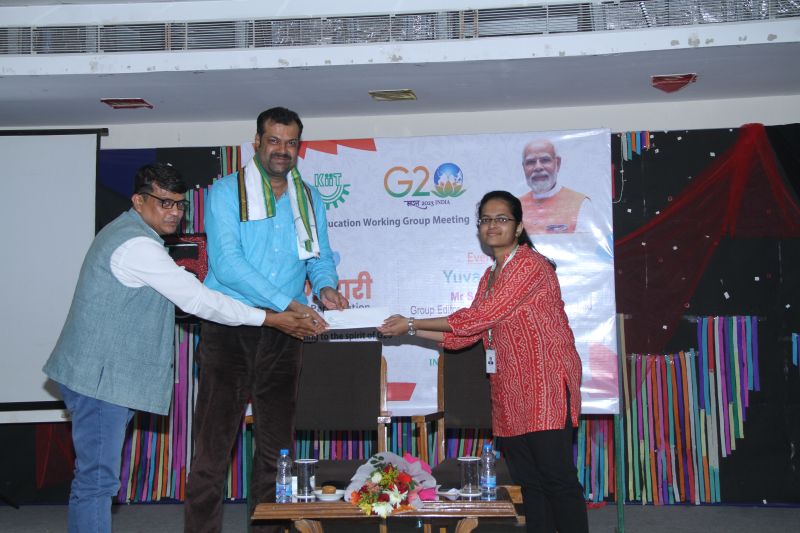 Prof. Sasmita Samanta, FRSA, FCSI on LinkedIn: #pmoindia #janbhagidari ... Prof. Sasmita Samanta, FRSA, FCSI on LinkedIn: #pmoindia #janbhagidari ...
