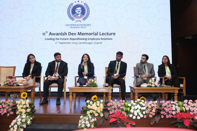 Symbiosis Centre For Management and Human Resource Development on ... Symbiosis Centre For Management and Human Resource Development on ...