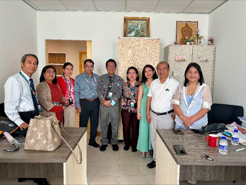 Dr Wana Hla Shwe MBBS, MMedSc, FCCP on LinkedIn: With All Professors ... Dr Wana Hla Shwe MBBS, MMedSc, FCCP on LinkedIn: With All Professors ...