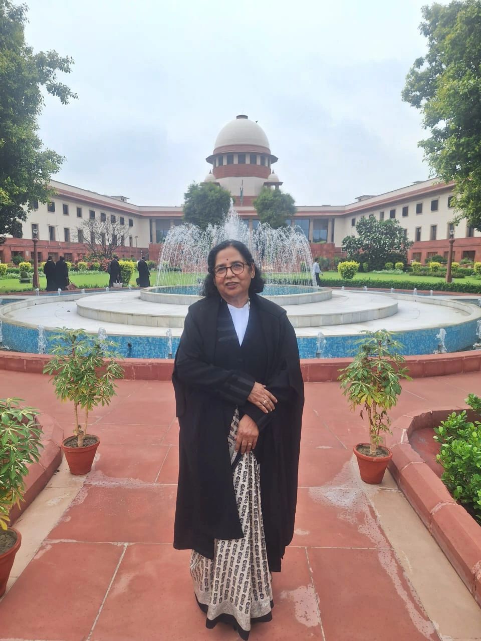 Dr. Shashi Kiran on LinkedIn: #supremecourt #senior #advocate Dr. Shashi Kiran on LinkedIn: #supremecourt #senior #advocate