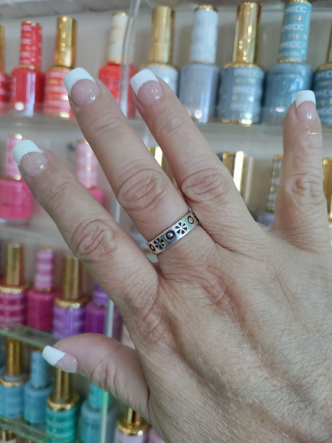 #googlereviews #chandeliers #universalnails #supportsmallbusiness #bbb ... #googlereviews #chandeliers #universalnails #supportsmallbusiness #bbb ...