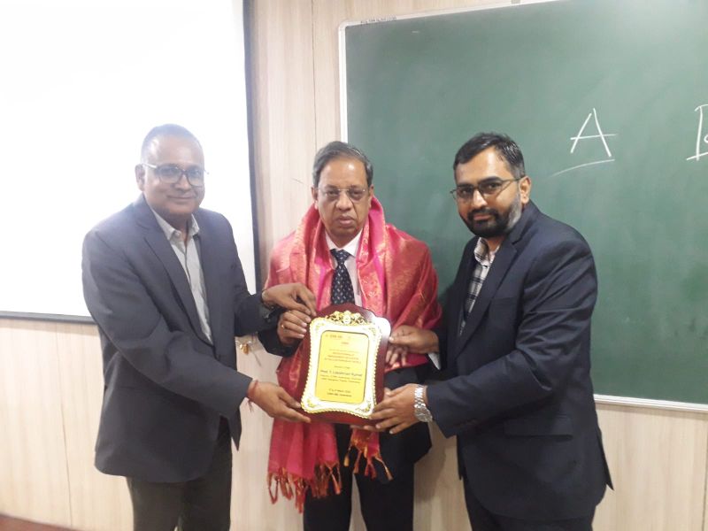 Dr. SYED AZHAR on LinkedIn: Felicitating Dr. Lakshman Kumar (Dr. YLK ... Dr. SYED AZHAR on LinkedIn: Felicitating Dr. Lakshman Kumar (Dr. YLK ...