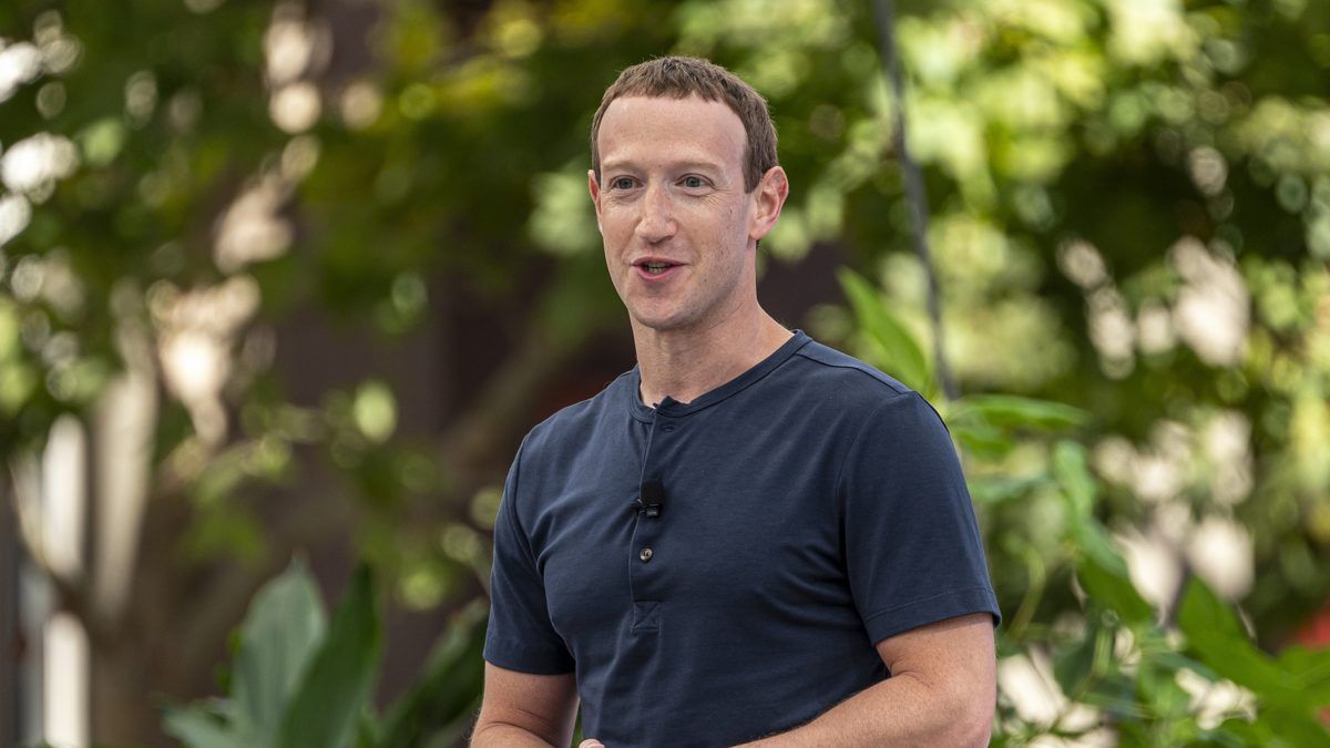 Preeti Cholleti on LinkedIn: Zuckerberg Touts Open-Source AI Tools as ... Preeti Cholleti on LinkedIn: Zuckerberg Touts Open-Source AI Tools as ...