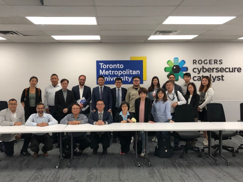 Rogers Cybersecure Catalyst, Toronto Metropolitan University on ... Rogers Cybersecure Catalyst, Toronto Metropolitan University on ...