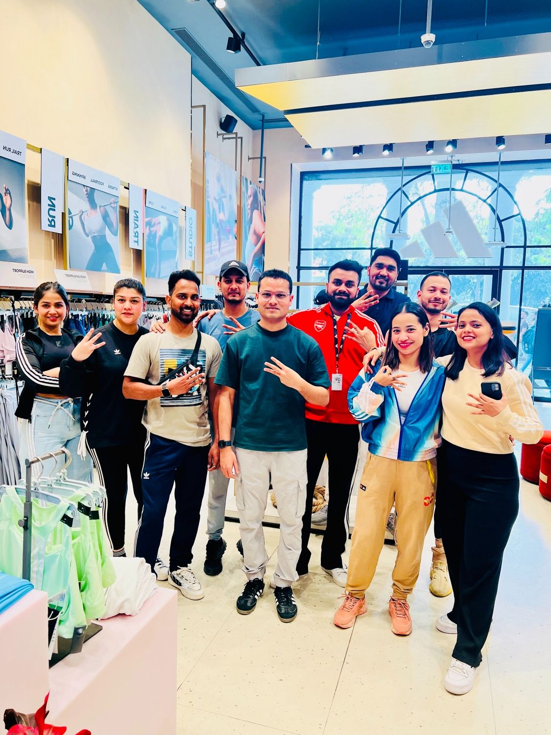 Satyendra Pandit on LinkedIn: #adidasconsumerinsights #retailexperience ... Satyendra Pandit on LinkedIn: #adidasconsumerinsights #retailexperience ...
