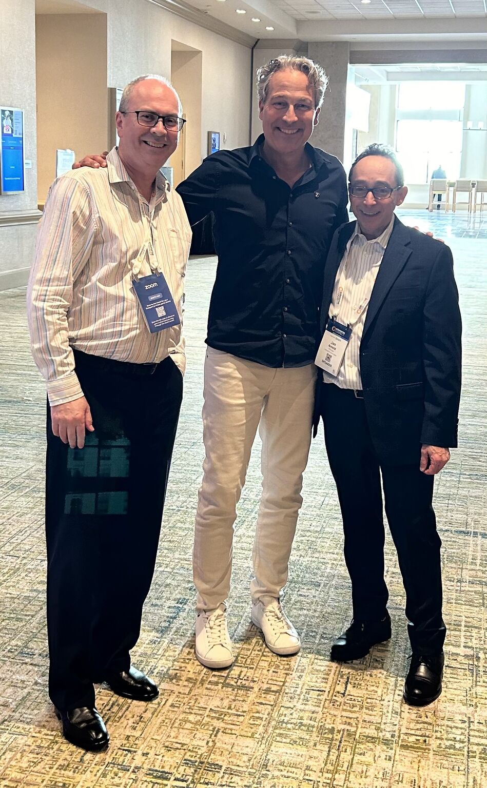 Nice moment yesterday with Vonage CEO Niklas Heuveldop and Fred Hussey ... Nice moment yesterday with Vonage CEO Niklas Heuveldop and Fred Hussey ...