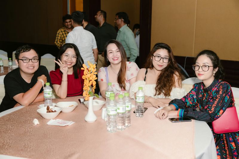 Vy Le Doan Thuy on LinkedIn: #eidmilaap | 11 comments Vy Le Doan Thuy on LinkedIn: #eidmilaap | 11 comments