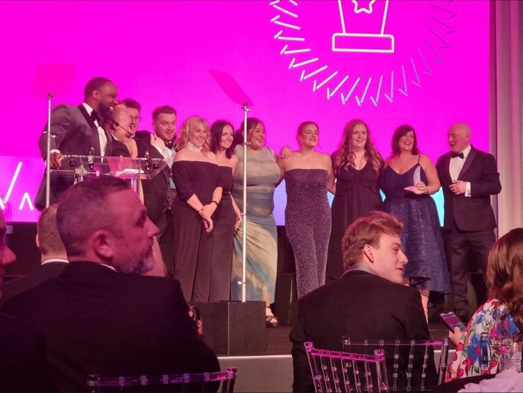 Linsey Davies on LinkedIn: #spicerhaartelevateawards #teamrecognition # ... Linsey Davies on LinkedIn: #spicerhaartelevateawards #teamrecognition # ...