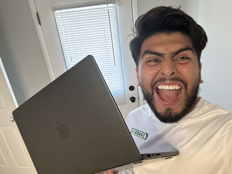 Hugo Vargas-Barragan on LinkedIn: I FINALLY DID IT 🥹 I finally created ... Hugo Vargas-Barragan on LinkedIn: I FINALLY DID IT 🥹 I finally created ...