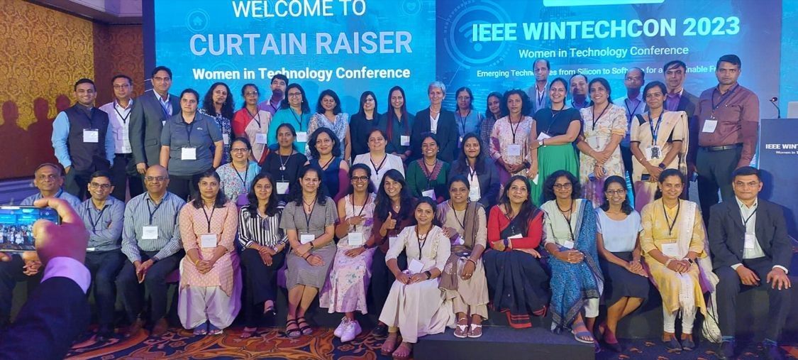Seema Jain on LinkedIn: #ieeewintechcon2023 #womenleaders #vlsi # ... Seema Jain on LinkedIn: #ieeewintechcon2023 #womenleaders #vlsi # ...