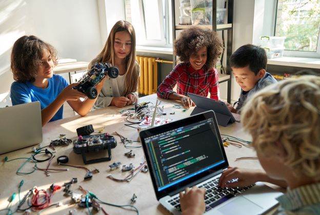 #steameducation #steamindia #futureready #edtech #learning… | Himanshu ... #steameducation #steamindia #futureready #edtech #learning… | Himanshu ...