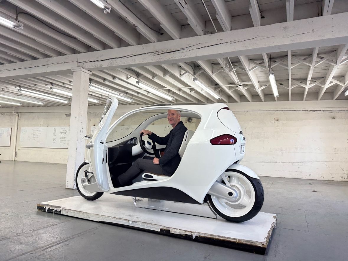 Danny Kim on LinkedIn: Mayor of Portland visits Lit Motors Integration Lab. Danny Kim on LinkedIn: Mayor of Portland visits Lit Motors Integration Lab.