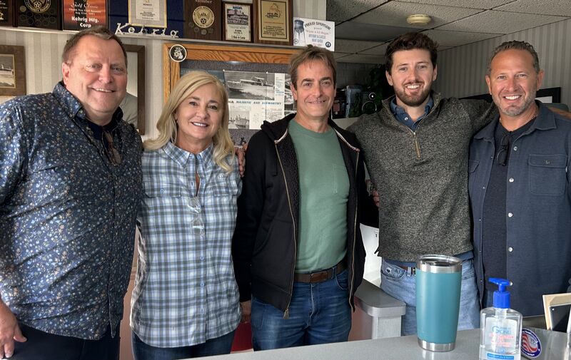Donna Kuhr on LinkedIn: #manufacturingmatters #familybusiness # ... Donna Kuhr on LinkedIn: #manufacturingmatters #familybusiness # ...
