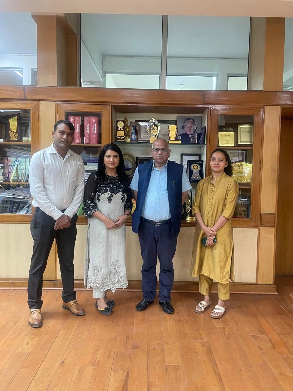 Mohd Kaif on LinkedIn: Ms. Shahla Nigar, DD News Anchor and Mr. Mohd ... Mohd Kaif on LinkedIn: Ms. Shahla Nigar, DD News Anchor and Mr. Mohd ...